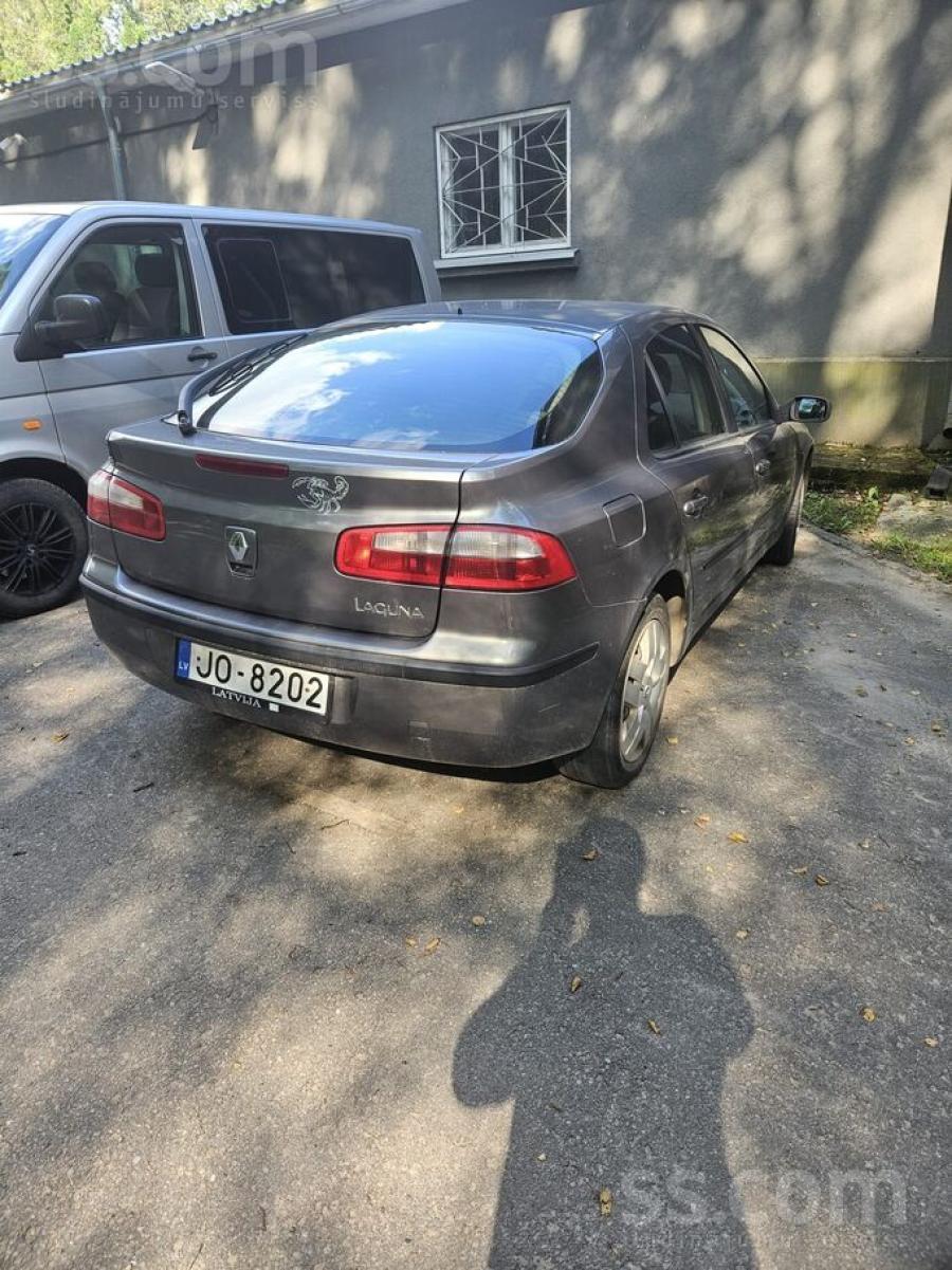 Pelēks Renault Laguna 2003 Preiļi, ar dzinēja tilpumu 1.90 L un nobraukumu 347 tūkst. km par 650 €, foto 6 vietnē AUTOMOTO.COM.LV