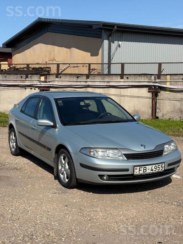 Grey Renault Laguna 2004 in Riga, with an engine capacity of 1.80 L and mileage of 231 thousand km for 1360 €, photo 1 on AUTOMOTO.COM.LV