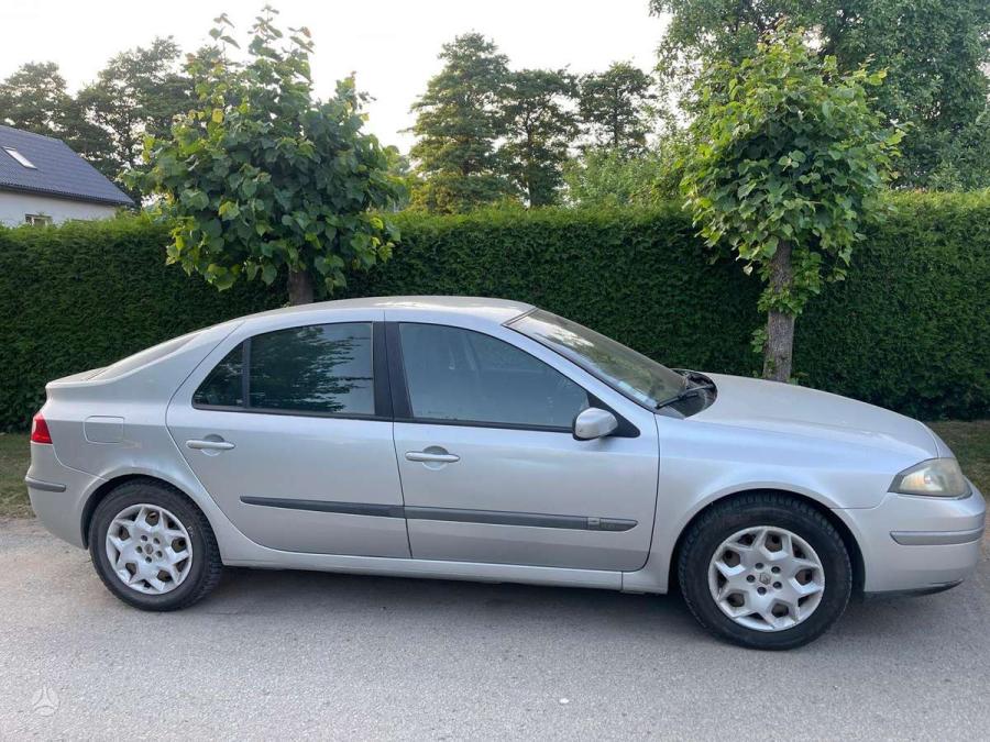 Grey Renault Laguna 2005 in Klaipeda, with an engine capacity of 2.00 L and mileage of 150 thousand km for 1650 €, photo 6 on AUTOMOTO.COM.LV