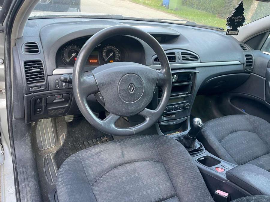 Grey Renault Laguna 2005 in Klaipeda, with an engine capacity of 2.00 L and mileage of 150 thousand km for 1650 €, photo 7 on AUTOMOTO.COM.LV