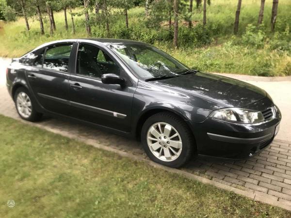 Grey Renault Laguna 2006 in Alytus, with an engine capacity of 2.00 L and mileage of 190 thousand km for 1499 €, photo 8 on AUTOMOTO.COM.LV