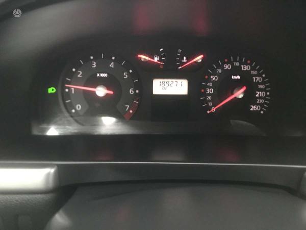 Grey Renault Laguna 2006 in Alytus, with an engine capacity of 2.00 L and mileage of 190 thousand km for 1499 €, photo 9 on AUTOMOTO.COM.LV