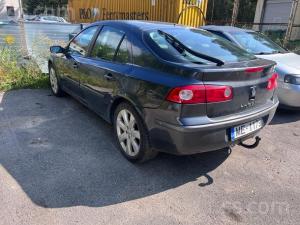 Pelēks Renault Laguna 2006 Rīga, ar dzinēja tilpumu 1.90 L un nobraukumu 284 tūkst. km par 1550 €, foto 5 vietnē AUTOMOTO.COM.LV
