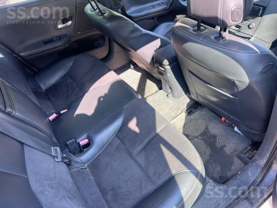 Pelēks Renault Laguna 2006 Rīga, ar dzinēja tilpumu 1.90 L un nobraukumu 284 tūkst. km par 1550 €, foto 7 vietnē AUTOMOTO.COM.LV