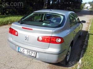 Grey Renault Laguna 2006 in Riga, with an engine capacity of 2.00 L and mileage of 250 thousand km for 1500 €, photo 3 on AUTOMOTO.COM.LV