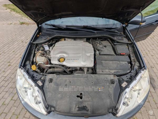 Pelēks Renault Laguna 2007 Kauņa, ar dzinēja tilpumu 2.00 L un nobraukumu 310 tūkst. km par 1800 €, foto 9 vietnē AUTOMOTO.COM.LV