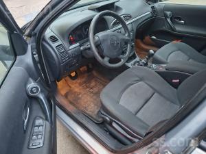 Grey Renault Laguna 2007 in Riga, with an engine capacity of 1.70 L and mileage of 320 thousand km for 850 €, photo 4 on AUTOMOTO.COM.LV
