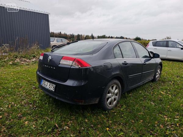 Renault Laguna 2007 in Vilnius on AUTOMOTO.COM.LV Grey Renault Laguna 2007 in Vilnius, with an engine capacity of 1.90 L and mileage of 300 thousand km for 780 €, photo 6 on AUTOMOTO.COM.LV