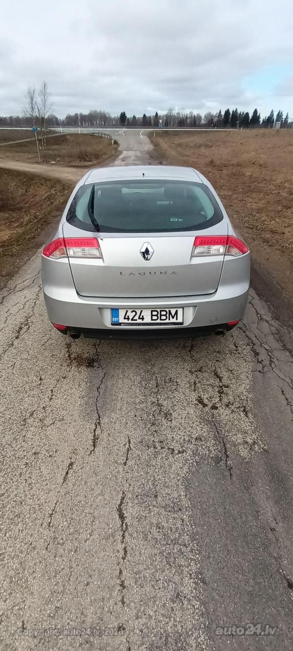 Pelēks Renault Laguna 2008 Tallina, ar dzinēja tilpumu 2.00 L un nobraukumu 221 tūkst. km par 1800 €, foto 4 vietnē AUTOMOTO.COM.LV