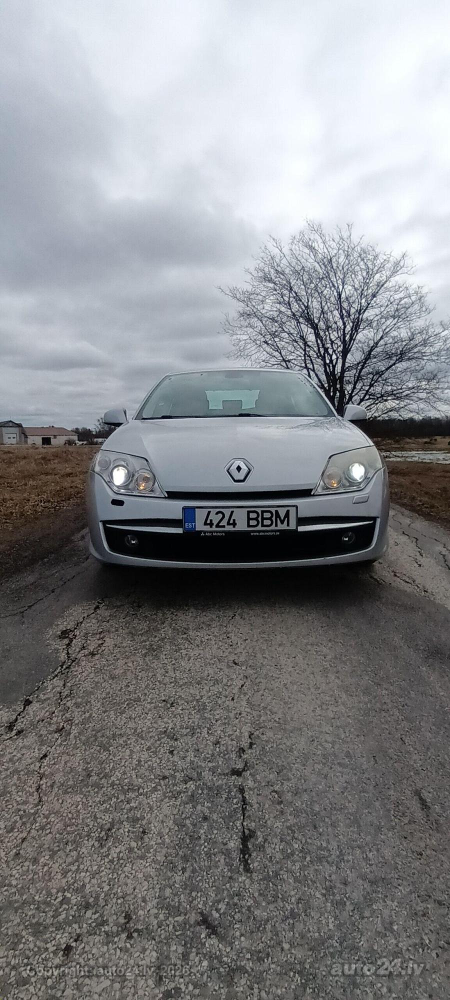 Pelēks Renault Laguna 2008 Tallina, ar dzinēja tilpumu 2.00 L un nobraukumu 221 tūkst. km par 1800 €, foto 15 vietnē AUTOMOTO.COM.LV