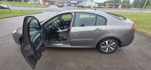 Grey Renault Laguna 2008 in Jonava, with an engine capacity of 2.00 L and mileage of 355 thousand km for 2000 €, photo 3 on AUTOMOTO.COM.LV