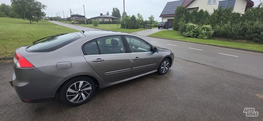 Grey Renault Laguna 2008 in Jonava, with an engine capacity of 2.00 L and mileage of 355 thousand km for 2000 €, photo 4 on AUTOMOTO.COM.LV