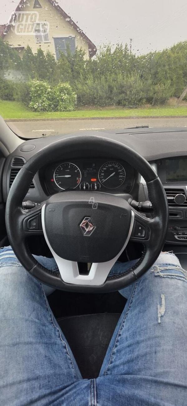Grey Renault Laguna 2008 in Jonava, with an engine capacity of 2.00 L and mileage of 355 thousand km for 2000 €, photo 6 on AUTOMOTO.COM.LV