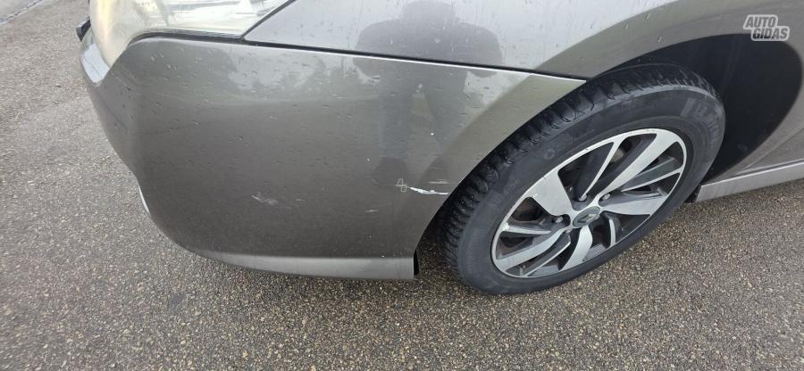 Grey Renault Laguna 2008 in Jonava, with an engine capacity of 2.00 L and mileage of 355 thousand km for 2000 €, photo 16 on AUTOMOTO.COM.LV