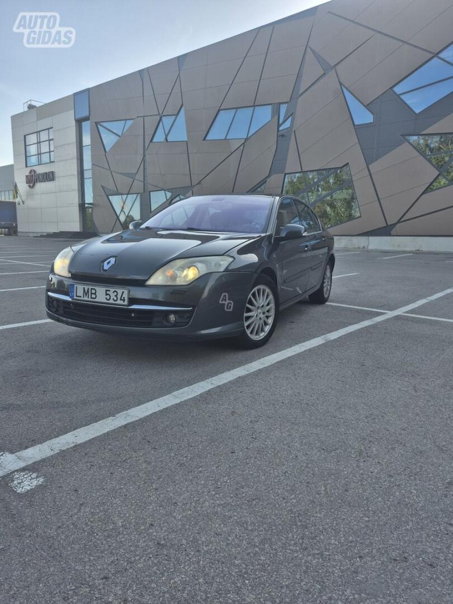 Pelēks Renault Laguna 2008 Šauļi, ar dzinēja tilpumu 2.00 L un nobraukumu 280 tūkst. km par 1200 €, foto 1 vietnē AUTOMOTO.COM.LV