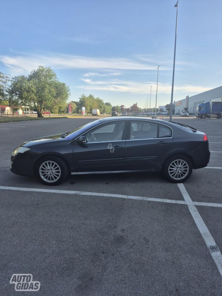 Pelēks Renault Laguna 2008 Šauļi, ar dzinēja tilpumu 2.00 L un nobraukumu 280 tūkst. km par 1200 €, foto 3 vietnē AUTOMOTO.COM.LV