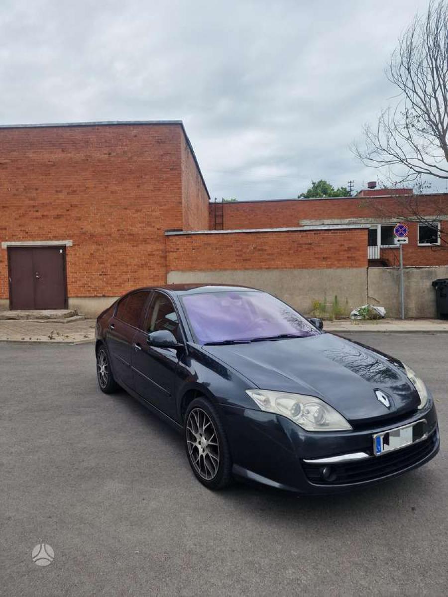 Pelēks Renault Laguna 2008 Šauļi, ar dzinēja tilpumu 2.00 L un nobraukumu 428 tūkst. km par 2000 €, foto 3 vietnē AUTOMOTO.COM.LV