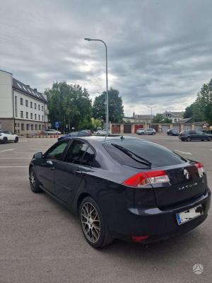 Pelēks Renault Laguna 2008 Šauļi, ar dzinēja tilpumu 2.00 L un nobraukumu 428 tūkst. km par 2000 €, foto 7 vietnē AUTOMOTO.COM.LV
