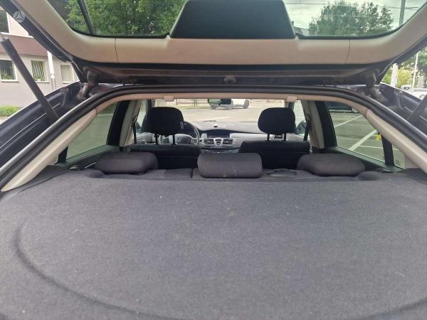 Pelēks Renault Laguna 2008 Šauļi, ar dzinēja tilpumu 2.00 L un nobraukumu 428 tūkst. km par 2000 €, foto 10 vietnē AUTOMOTO.COM.LV