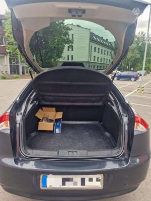 Pelēks Renault Laguna 2008 Šauļi, ar dzinēja tilpumu 2.00 L un nobraukumu 428 tūkst. km par 2000 €, foto 12 vietnē AUTOMOTO.COM.LV