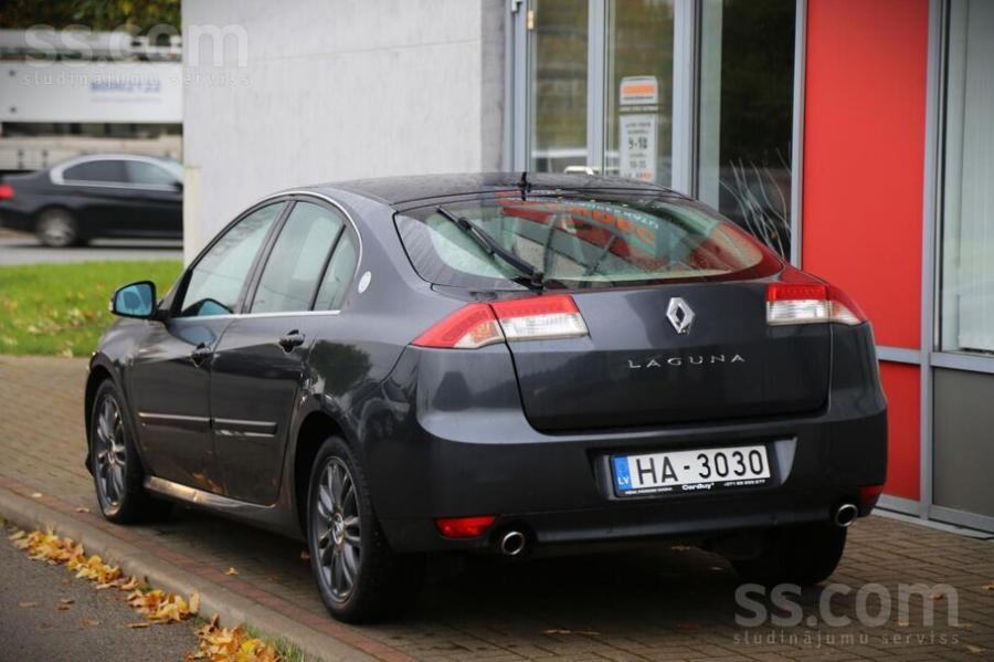 Grey Renault Laguna 2008 in Riga, with an engine capacity of 2.00 L and mileage of 359 thousand km for 2995 €, photo 6 on AUTOMOTO.COM.LV