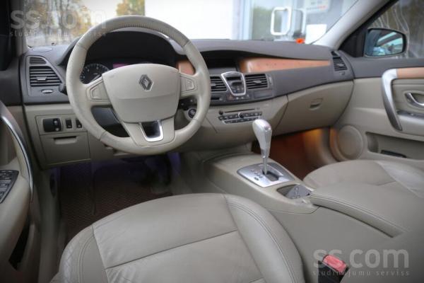 Pelēks Renault Laguna 2008 Rīga, ar dzinēja tilpumu 2.00 L un nobraukumu 359 tūkst. km par 2995 €, foto 9 vietnē AUTOMOTO.COM.LV