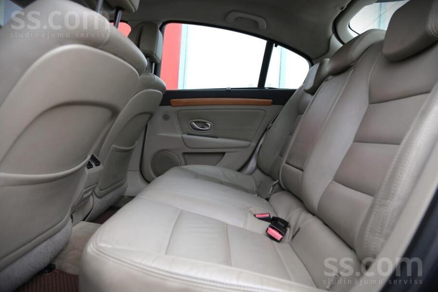 Grey Renault Laguna 2008 in Riga, with an engine capacity of 2.00 L and mileage of 359 thousand km for 2995 €, photo 15 on AUTOMOTO.COM.LV