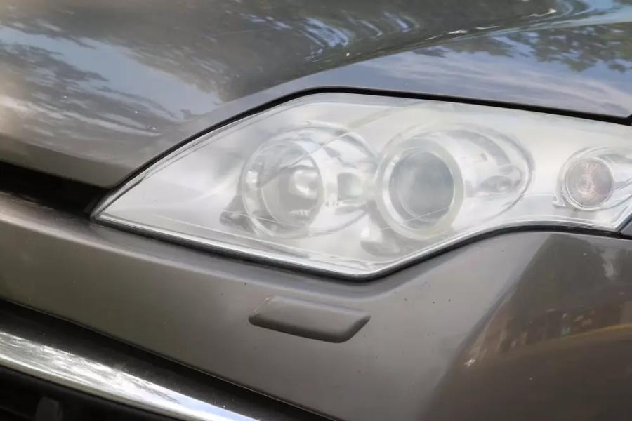 Pelēks Renault Laguna 2009 Rīga, ar dzinēja tilpumu 2.00 L un nobraukumu 31 tūkst. km par 1890 €, foto 21 vietnē AUTOMOTO.COM.LV