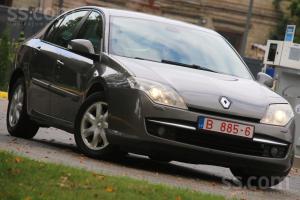 Pelēks Renault Laguna 2009 Rīga, ar dzinēja tilpumu 2.00 L un nobraukumu 305 tūkst. km par 1890 €, foto 4 vietnē AUTOMOTO.COM.LV