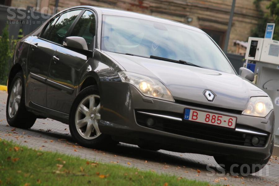 Pelēks Renault Laguna 2009 Rīga, ar dzinēja tilpumu 2.00 L un nobraukumu 305 tūkst. km par 1890 €, foto 4 vietnē AUTOMOTO.COM.LV