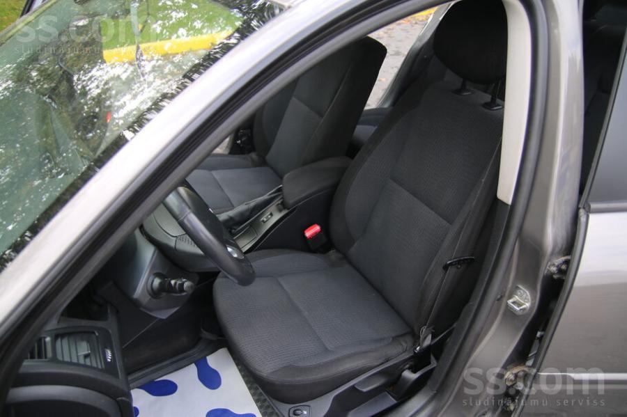 Pelēks Renault Laguna 2009 Rīga, ar dzinēja tilpumu 2.00 L un nobraukumu 305 tūkst. km par 1890 €, foto 11 vietnē AUTOMOTO.COM.LV
