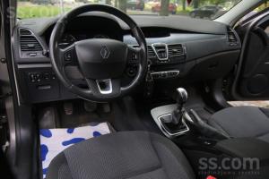 Pelēks Renault Laguna 2009 Rīga, ar dzinēja tilpumu 2.00 L un nobraukumu 305 tūkst. km par 1890 €, foto 13 vietnē AUTOMOTO.COM.LV