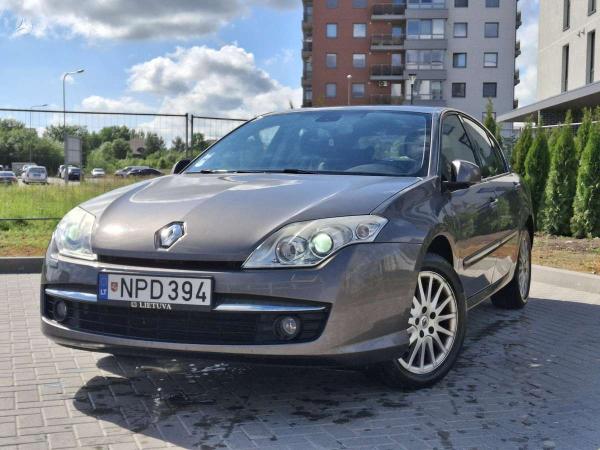 Pelēks Renault Laguna 2009 Klaipėda, ar dzinēja tilpumu 2.00 L un nobraukumu 257 tūkst. km par 2400 €, foto 1 vietnē AUTOMOTO.COM.LV