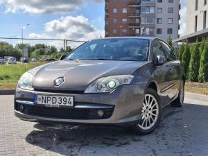 Pelēks Renault Laguna 2009 Klaipėda, ar dzinēja tilpumu 2.00 L un nobraukumu 257 tūkst. km par 2400 €, foto  vietnē AUTOMOTO.COM.LV