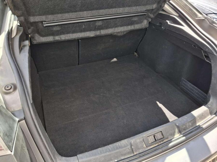Grey Renault Laguna 2009 in Klaipeda, with an engine capacity of 2.00 L and mileage of 257 thousand km for 2400 €, photo 6 on AUTOMOTO.COM.LV