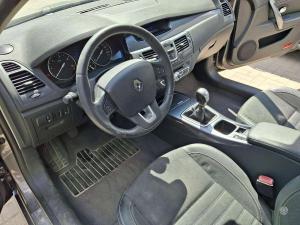Grey Renault Laguna 2009 in Klaipeda, with an engine capacity of 2.00 L and mileage of 257 thousand km for 2400 €, photo 10 on AUTOMOTO.COM.LV