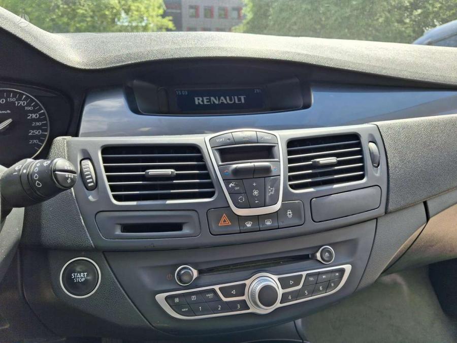 Grey Renault Laguna 2009 in Klaipeda, with an engine capacity of 2.00 L and mileage of 257 thousand km for 2400 €, photo 12 on AUTOMOTO.COM.LV