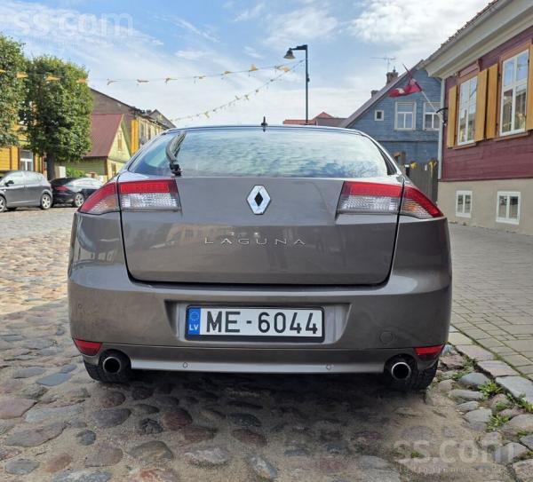Grey Renault Laguna 2010 in Jelgava, with an engine capacity of 2.00 L and mileage of 0 thousand km for 1490 €, photo 7 on AUTOMOTO.COM.LV