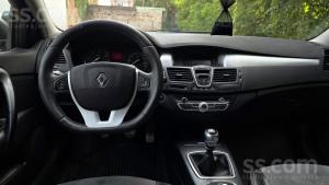 Grey Renault Laguna 2010 in Jelgava, with an engine capacity of 2.00 L and mileage of 0 thousand km for 1490 €, photo 12 on AUTOMOTO.COM.LV
