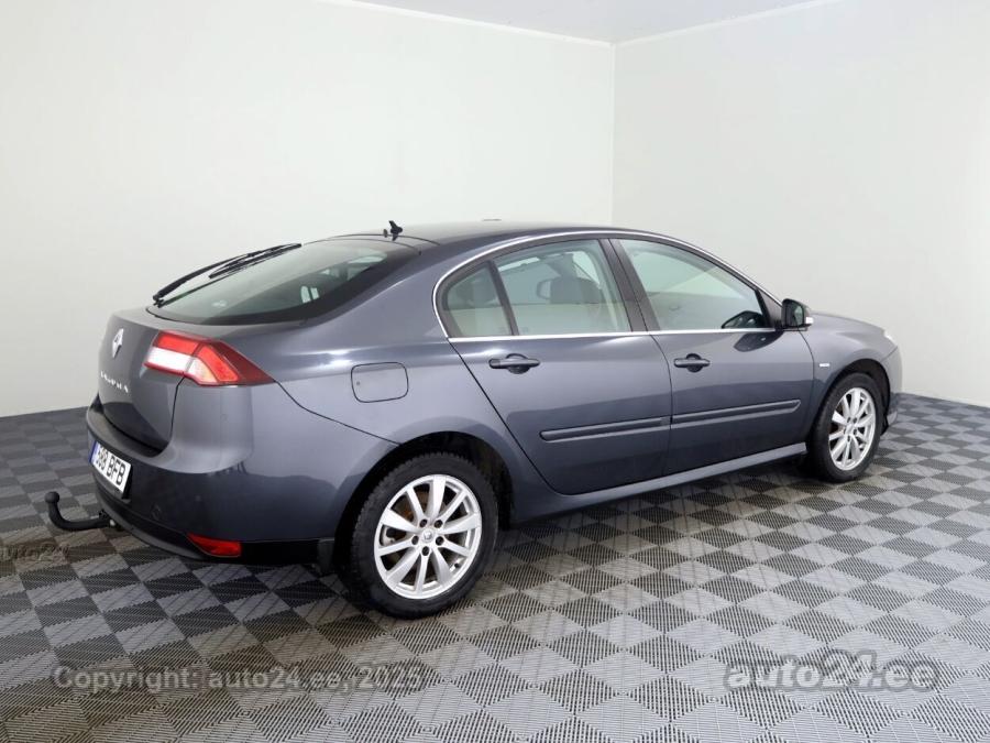 Grey Renault Laguna 2011 in Tallinn, with an engine capacity of 2.00 L and mileage of 255 thousand km for 1699 €, photo 3 on AUTOMOTO.COM.LV
