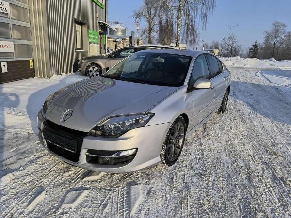 Pelēks Renault Laguna 2011 Joniškis, ar dzinēja tilpumu 2.00 L un nobraukumu 173 tūkst. km par 3800 €, foto 1 vietnē AUTOMOTO.COM.LV