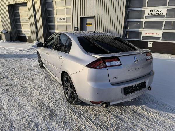 Pelēks Renault Laguna 2011 Joniškis, ar dzinēja tilpumu 2.00 L un nobraukumu 173 tūkst. km par 3800 €, foto 3 vietnē AUTOMOTO.COM.LV