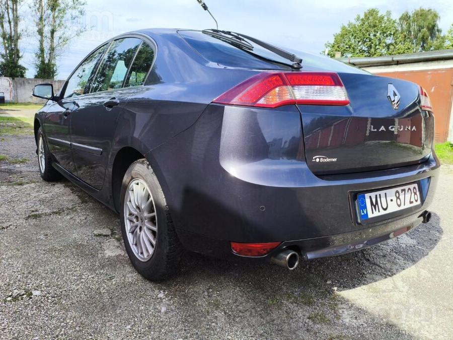 Pelēks Renault Laguna 2011 Rīga, ar dzinēja tilpumu 2.00 L un nobraukumu 300 tūkst. km par 2490 €, foto 4 vietnē AUTOMOTO.COM.LV