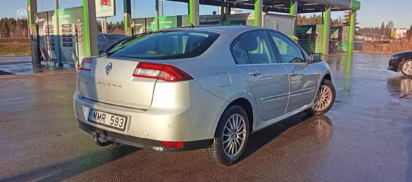 Grey Renault Laguna 2012 in Utena, with an engine capacity of 2.00 L and mileage of 247 thousand km for 2900 €, photo 6 on AUTOMOTO.COM.LV