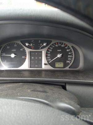 Pelēks Renault Laguna 2001 Rēzekne, ar dzinēja tilpumu 1.90 L un nobraukumu 334 tūkst. km par 500 €, foto 4 vietnē AUTOMOTO.COM.LV