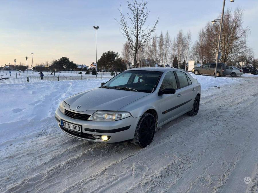 Pelēks Renault Laguna 2004 Šilutė, ar dzinēja tilpumu 1.94 L un nobraukumu 370 tūkst. km par 700 €, foto 1 vietnē AUTOMOTO.COM.LV