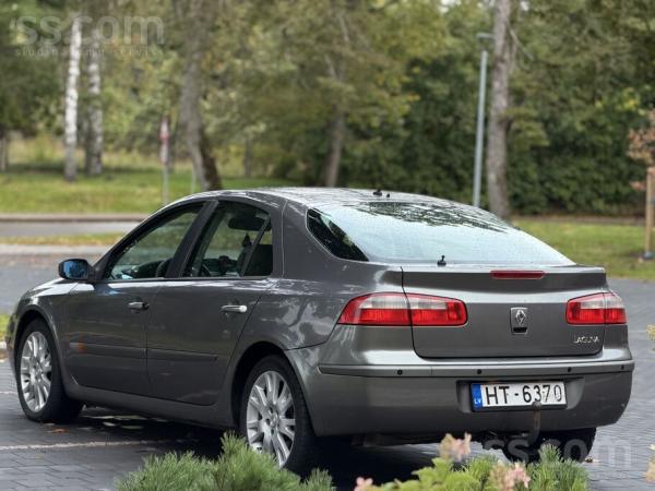 Pelēks Renault Laguna 2004 Krāslava, ar dzinēja tilpumu 2.20 L un nobraukumu 0 tūkst. km par 550 €, foto 5 vietnē AUTOMOTO.COM.LV
