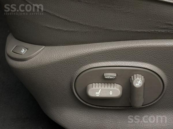 Pelēks Renault Laguna 2004 Krāslava, ar dzinēja tilpumu 2.20 L un nobraukumu 0 tūkst. km par 550 €, foto 8 vietnē AUTOMOTO.COM.LV