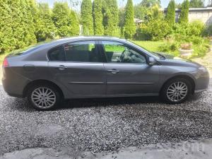 Pelēks Renault Laguna 2007 Daugavpils, ar dzinēja tilpumu 2.00 L un nobraukumu 352 tūkst. km par 650 €, foto 8 vietnē AUTOMOTO.COM.LV