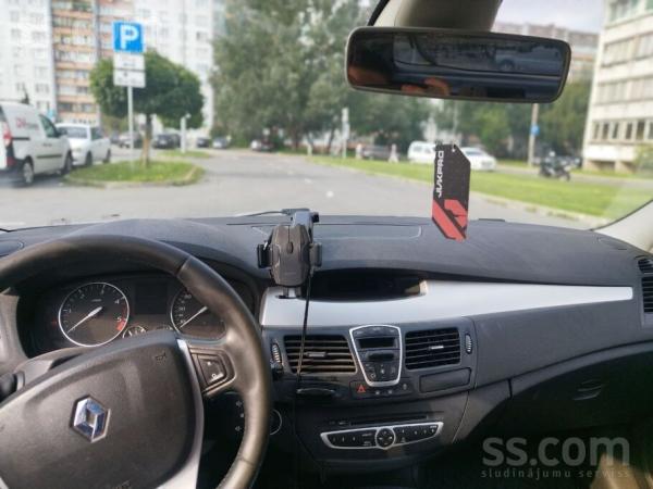 Серый Рено Лагуна 2007 в Рига, объемом двигателя 2.00 л и пробегом 290 тыс. км за 1200 €, фото 6 на AUTOMOTO.COM.LV